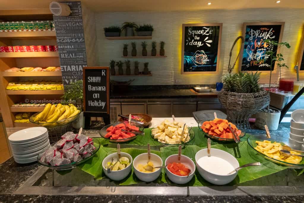 Review: Renaissance Phuket Resort & Spa | Mai Khao Beach Resort - Agnes ...